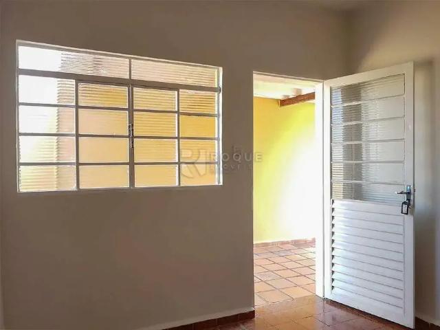Casa / Sobrado para Venda em Limeira/SP Jardim Maria Buchi Modeneis 1 Quartos