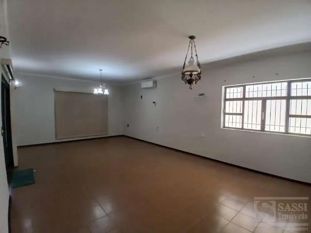 Casa / Sobrado para Venda em Limeira/SP Jardim Montezuma 3 Quartos