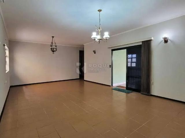 Casa / Sobrado para Venda em Limeira/SP Jardim Montezuma 3 Quartos