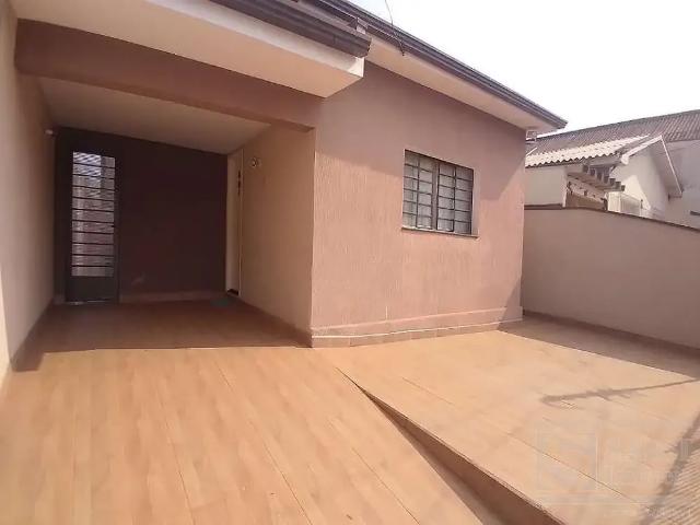 Casa / Sobrado para Venda em Limeira/SP Jardim Montezuma 3 Quartos
