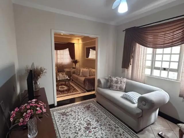 Casa / Sobrado para Venda em Limeira/SP Jardim do Lago 3 Quartos