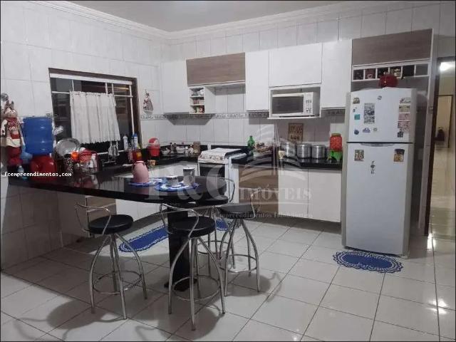 Casa / Sobrado para Venda em Limeira/SP Jardim Santa Adélia 3 Quartos