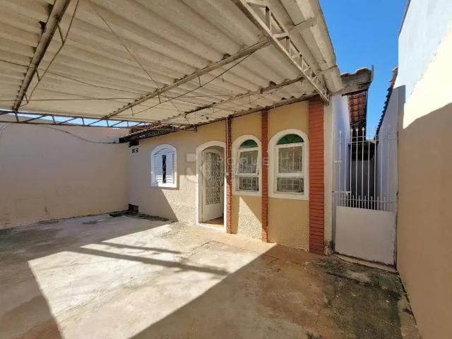 Casa / Sobrado para Venda em Limeira/SP Parque Residencial Abílio Pedro 3 Quartos