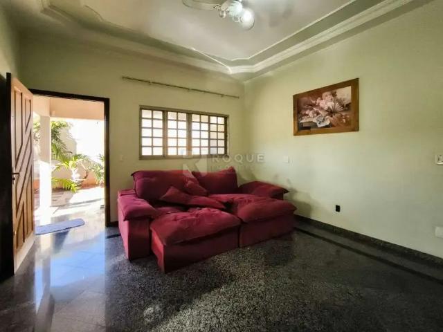 Casa / Sobrado para Venda em Limeira/SP Parque Residencial Aeroporto 3 Quartos