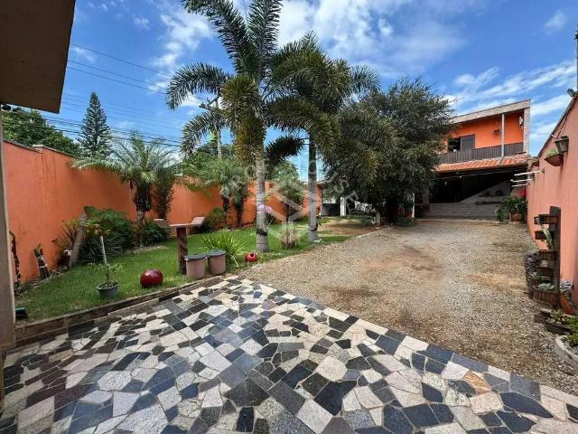 Casa / Sobrado para Venda em Limeira/SP Parque Residencial Aeroporto 3 Quartos