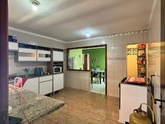 Casa / Sobrado para Venda em Limeira/SP Residencial Econômico Manoel Simão de Barros Levy 3 Quartos
