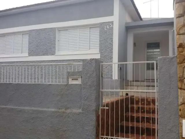 Casa / Sobrado para Venda em Limeira/SP VILA SANTA LÚCIA 4 Quartos