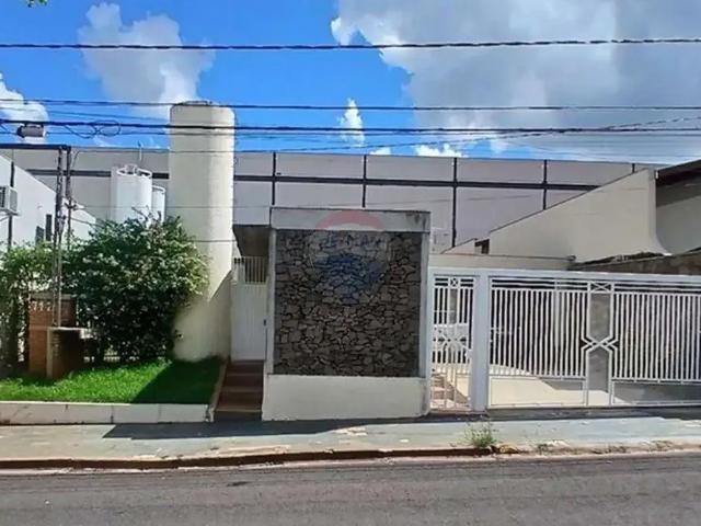 Casa / Sobrado para Venda em Lins/SP Jardim Ariano 3 Quartos