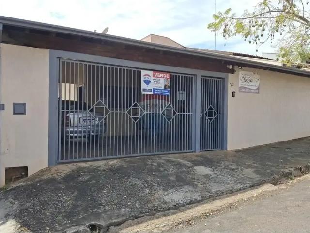 Casa / Sobrado para Venda em Lins/SP Residencial Morumbi 3 Quartos