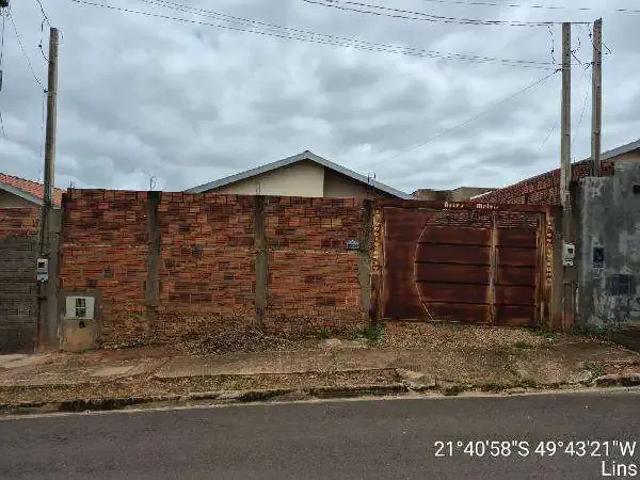 Casa / Sobrado para Venda em Lins/SP Residencial Parque das Flores 2 Quartos