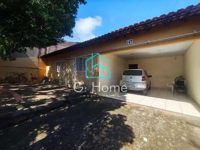 Casa / Sobrado para Venda em Londrina/PR Maria Lúcia 3 Quartos