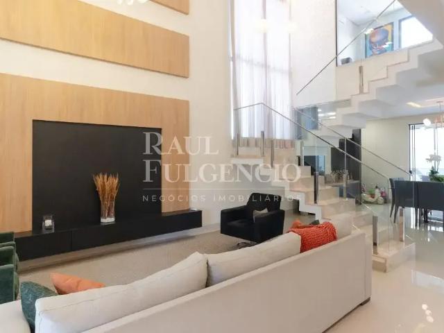Casa / Sobrado para Venda em Londrina/PR Mediterrâneo 4 Quartos