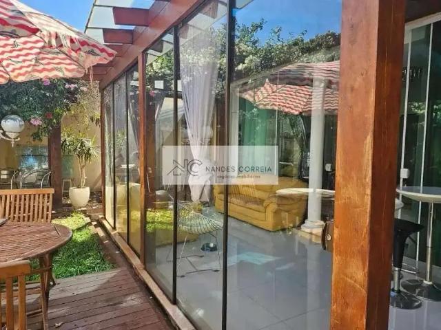 Casa / Sobrado para Venda em Londrina/PR Mediterrâneo 4 Quartos