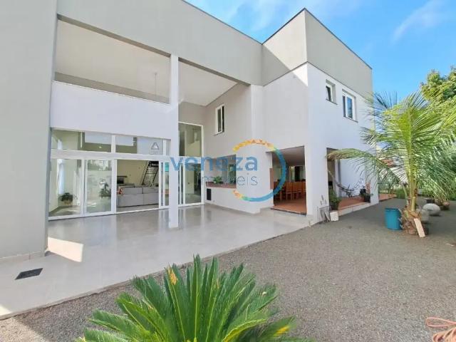 Casa / Sobrado para Venda em Londrina/PR Mediterrâneo 5 Quartos