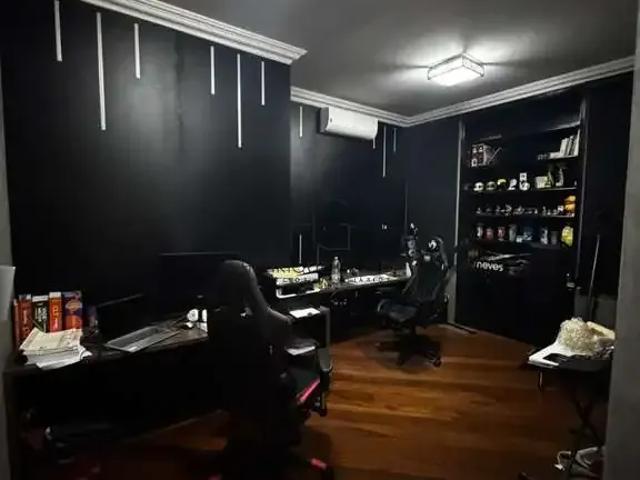 Casa / Sobrado para Venda em Londrina/PR Mediterrâneo 5 Quartos