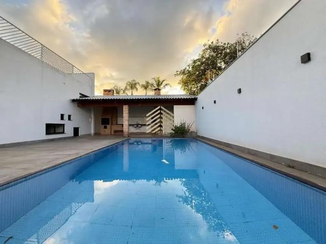 Casa / Sobrado para Venda em Londrina/PR Mediterrâneo 6 Quartos