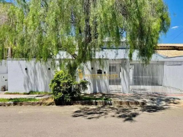 Casa / Sobrado para Venda em Londrina/PR Mediterrâneo 6 Quartos