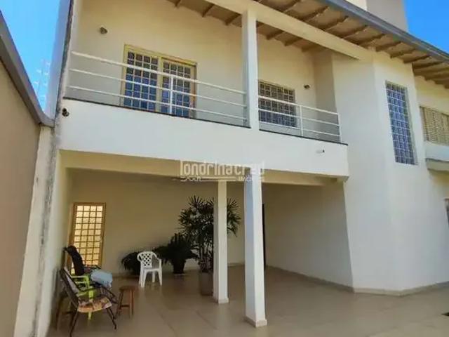 Casa / Sobrado para Venda em Londrina/PR Messiânico 4 Quartos