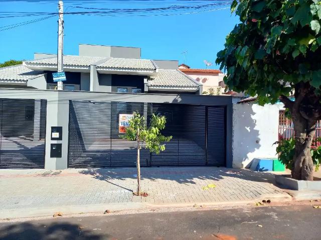 Casa / Sobrado para Venda em Londrina/PR Monte Belo 3 Quartos