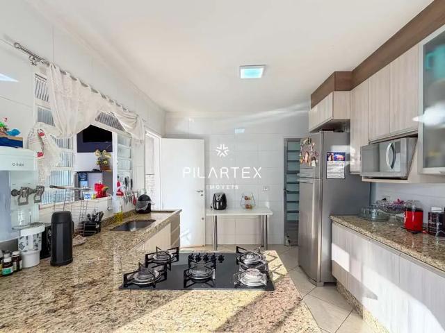 Casa / Sobrado para Venda em Londrina/PR Novo Antares 3 Quartos