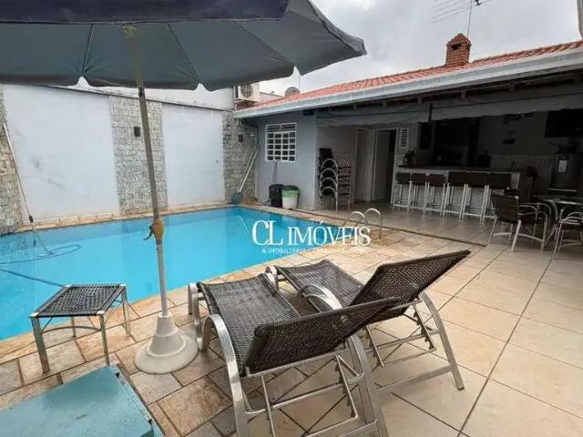 Casa / Sobrado para Venda em Londrina/PR Novo Antares 3 Quartos