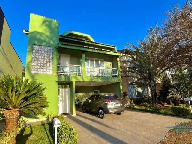 Casa / Sobrado para Venda em Londrina/PR Operária 4 Quartos