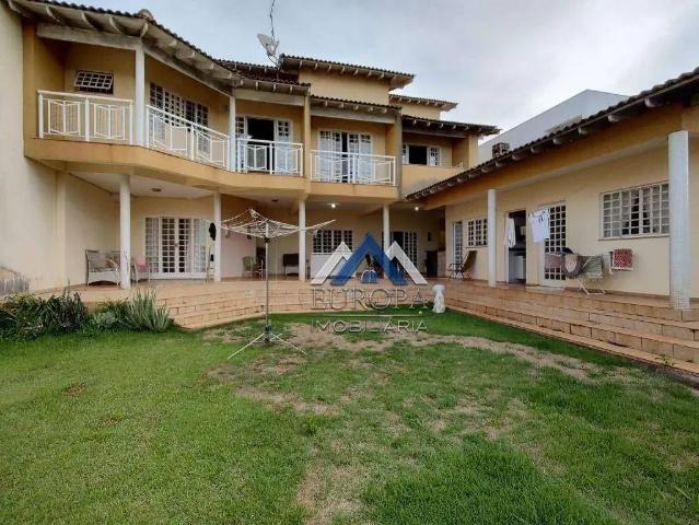 Casa / Sobrado para Venda em Londrina/PR Aurora 4 Quartos