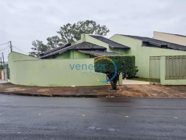 Casa / Sobrado para Venda em Londrina/PR Aeroporto 3 Quartos