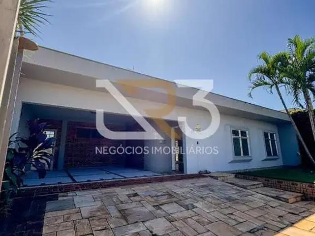 Casa / Sobrado para Venda em Londrina/PR Aeroporto 3 Quartos