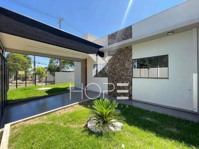 Casa / Sobrado para Venda em Londrina/PR Aeroporto 3 Quartos
