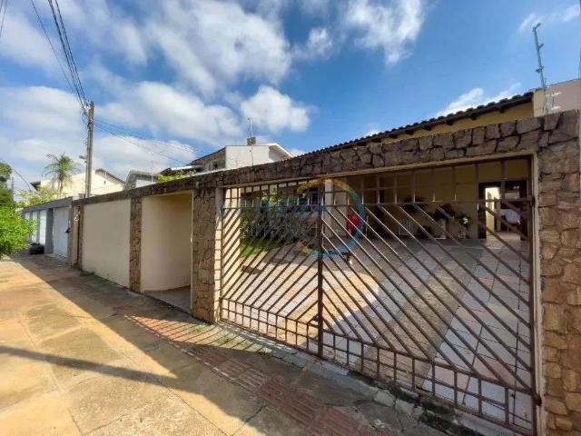 Casa / Sobrado para Venda em Londrina/PR Alpes 3 Quartos