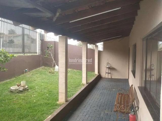 Casa / Sobrado para Venda em Londrina/PR Alpes 3 Quartos