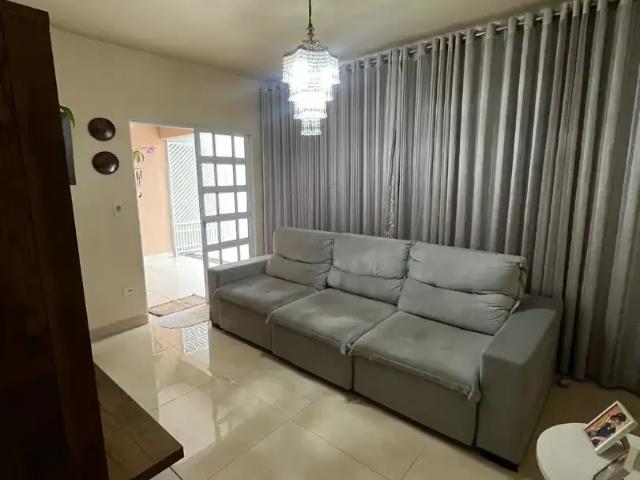 Casa / Sobrado para Venda em Londrina/PR Alpes 3 Quartos