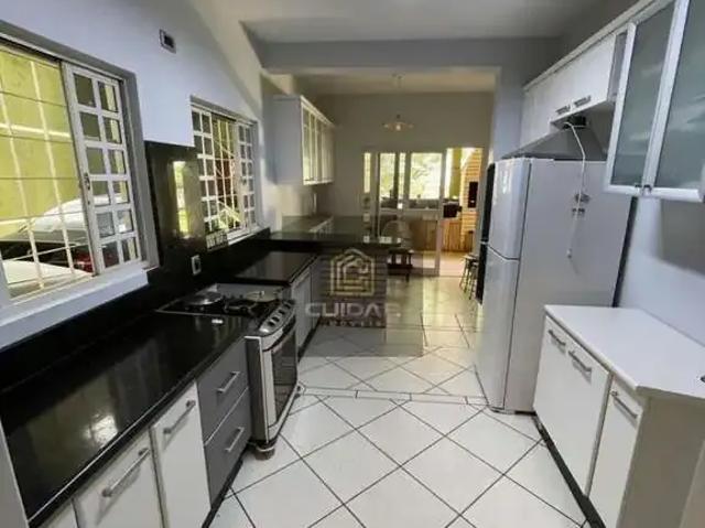Casa / Sobrado para Venda em Londrina/PR Alpes 4 Quartos