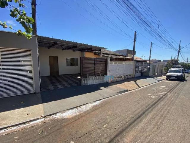 Casa / Sobrado para Venda em Londrina/PR Alto da Boa Vista 3 Quartos