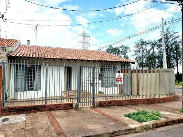 Casa / Sobrado para Venda em Londrina/PR Antares 3 Quartos