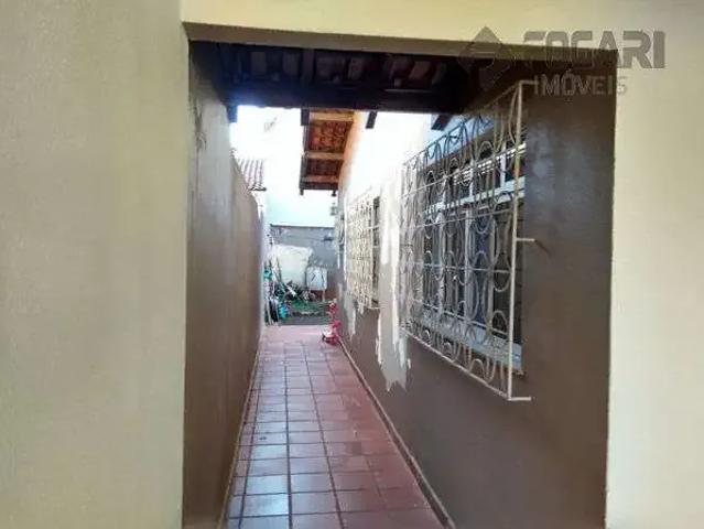 Casa / Sobrado para Venda em Londrina/PR Aragarça 3 Quartos