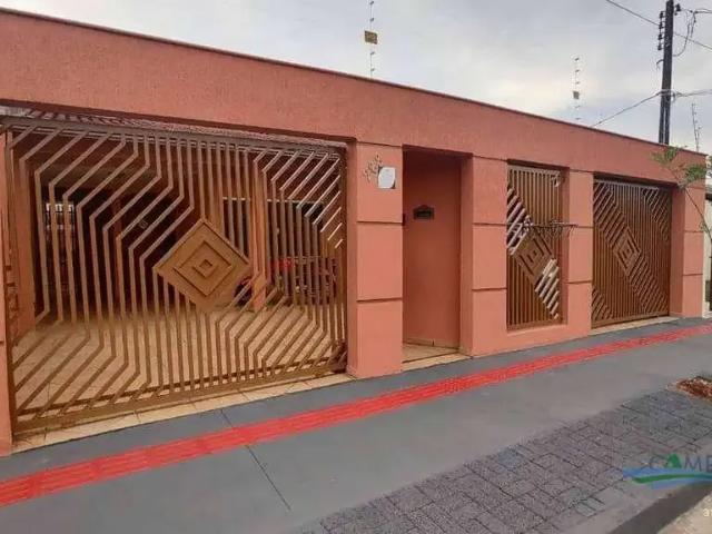 Casa / Sobrado para Venda em Londrina/PR Armindo Guazzi 3 Quartos