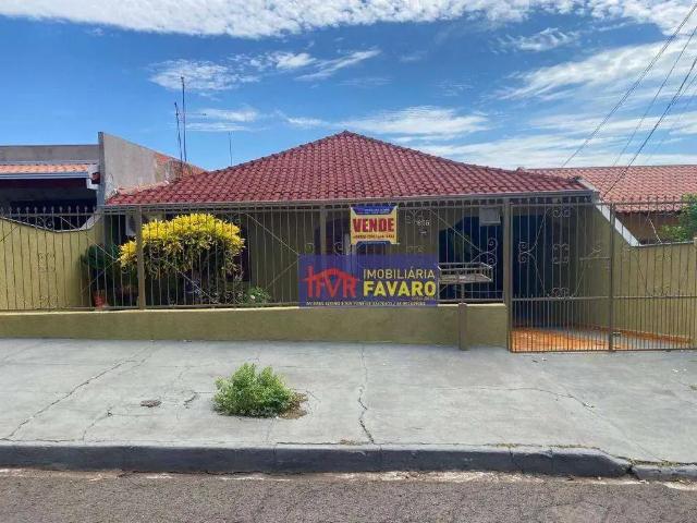 Casa / Sobrado para Venda em Londrina/PR Assis 3 Quartos
