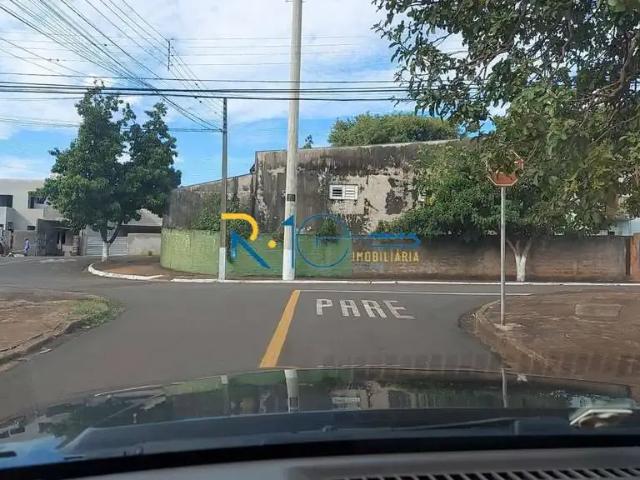 Casa / Sobrado para Venda em Londrina/PR Bandeirantes