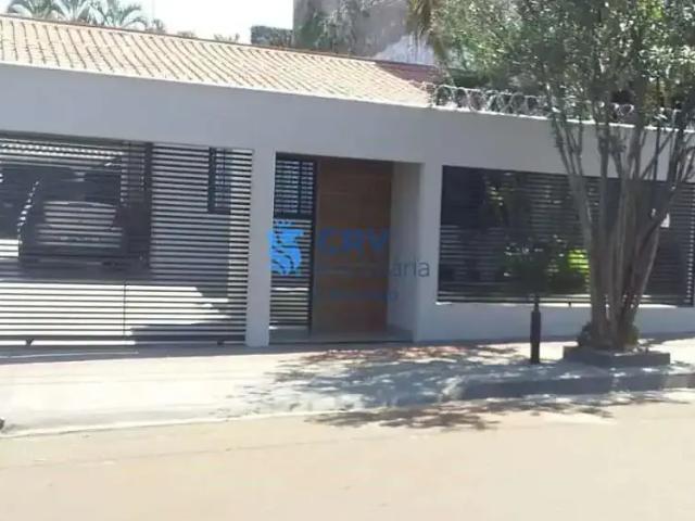 Casa / Sobrado para Venda em Londrina/PR Bandeirantes 4 Quartos