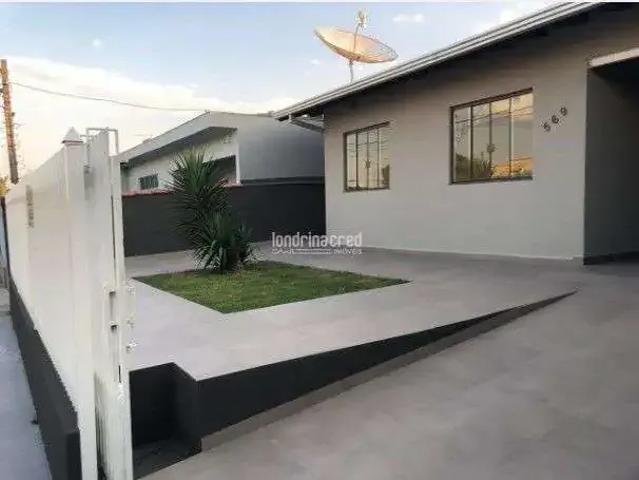 Casa / Sobrado para Venda em Londrina/PR Bandeirantes 3 Quartos