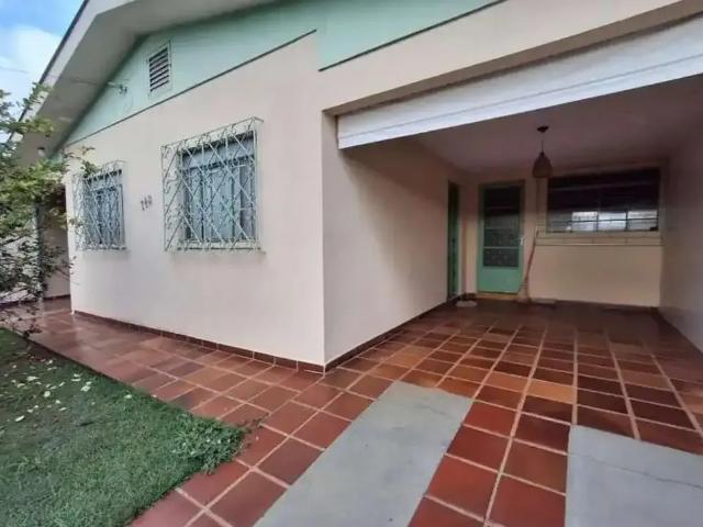 Casa / Sobrado para Venda em Londrina/PR Bandeirantes 3 Quartos