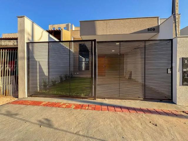 Casa / Sobrado para Venda em Londrina/PR Bandeirantes 3 Quartos