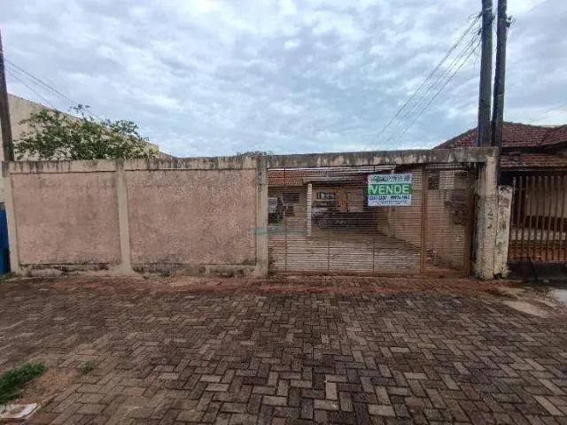 Casa / Sobrado para Venda em Londrina/PR Bandeirantes 3 Quartos