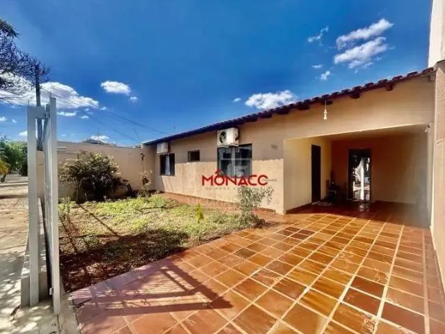 Casa / Sobrado para Venda em Londrina/PR Bandeirantes 3 Quartos