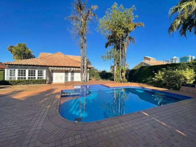 Casa / Sobrado para Venda em Londrina/PR Bela Suiça 5 Quartos