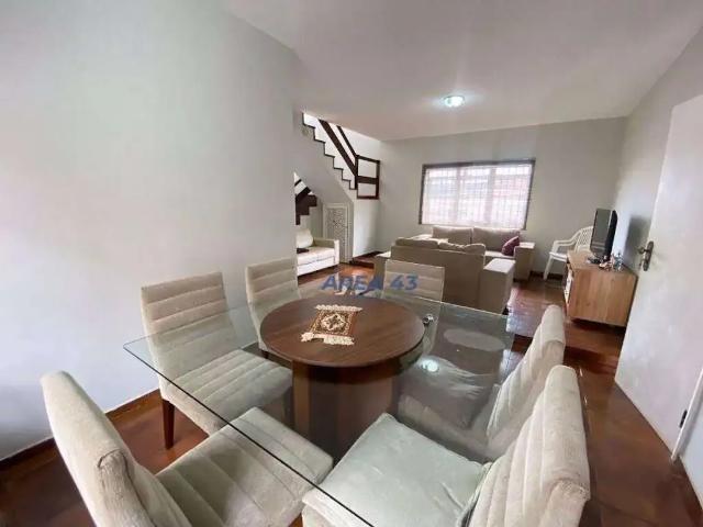Casa / Sobrado para Venda em Londrina/PR Boa Vista 4 Quartos