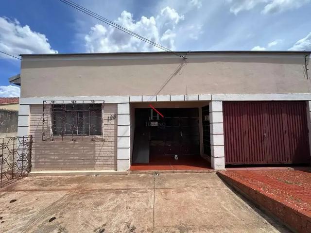 Casa / Sobrado para Venda em Londrina/PR Bom Retiro 3 Quartos