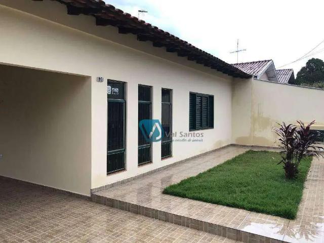 Casa / Sobrado para Venda em Londrina/PR Brasília 3 Quartos